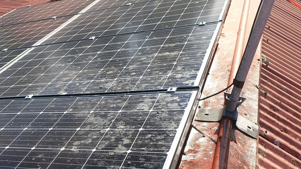 How does photovoltaic power generation generate losses?