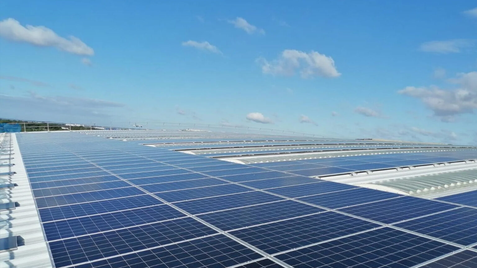 New trend in PV cells: rectangular silicon wafers (182R & 210R ...